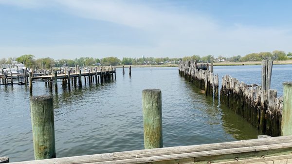 KEYPORT FISHERY - 350 Photos & 579 Reviews - 150 W Front St, Keyport ...