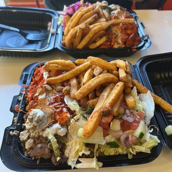 HALAL MUNCHIES - Updated October 2025 - 40 Photos & 37 Reviews - 815 ...