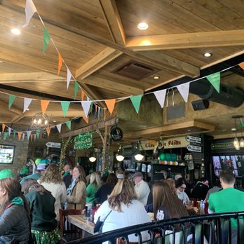 MYSTIC ROGUE IRISH PUB - Updated September 2025 - 204 Photos & 54 ...