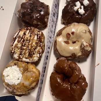 PARLOR DOUGHNUTS - Updated May 2024 - 193 Photos & 37 Reviews - 2912 Edgewater Dr, Orlando ...