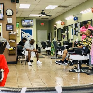 WAYNE’S BARBER SHOP - Updated September 2025 - 1350 S Zack Hinton Pkwy ...
