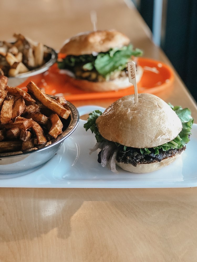 BOISE FRY COMPANY - 93 Photos & 130 Reviews - Burgers - 6944 W State St ...