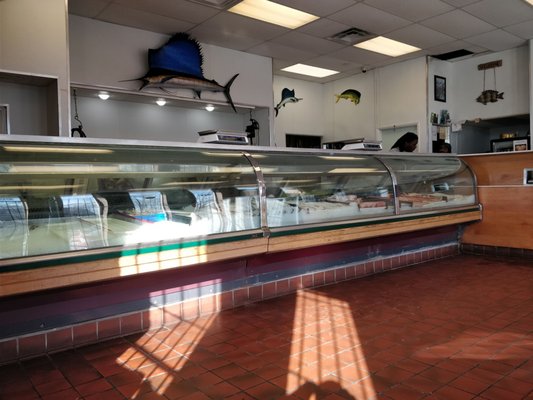 MR FISH - 21 Photos & 28 Reviews - 2629 E Vernor Hwy, Detroit, Michigan ...