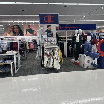 TARGET - Updated December 2025 - 21 Photos & 23 Reviews - 2017 Humes Rd ...