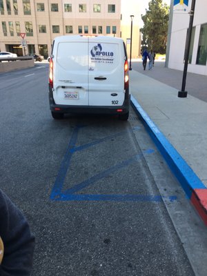 APOLLO COURIERS - Updated September 2025 - 21 Photos - 1039 W Hillcrest ...