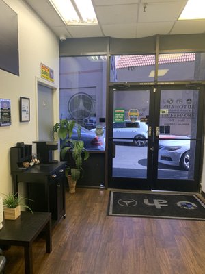 AUTOHAUS OF NORTH SCOTTSDALE - Updated December 2025 - 13 Photos & 128 ...