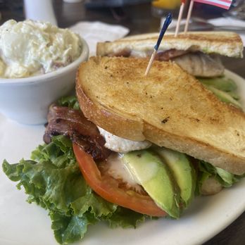 AMERICAN HOST RESTAURANT - Updated August 2024 - 345 Photos & 431 ...