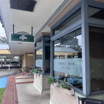 ELLA CAFE - Updated October 2025 - 135 Photos & 67 Reviews - 4691 N ...