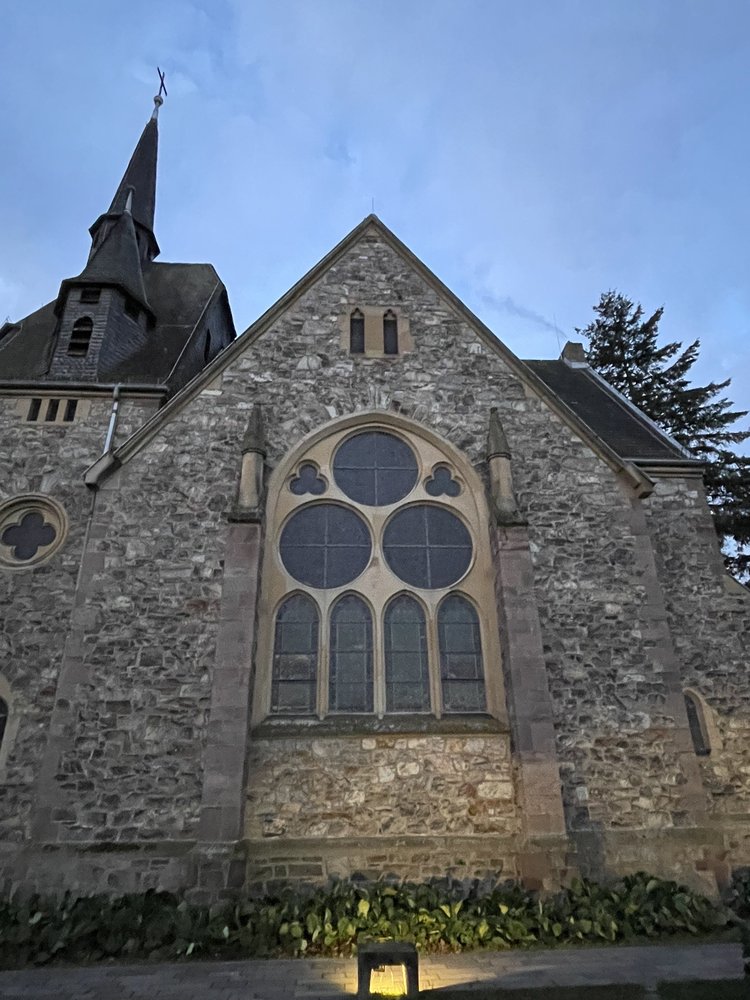 HEILANDSGEMEINDE - Schöne Aussicht 12, Walluf, Hessen, Germany ...