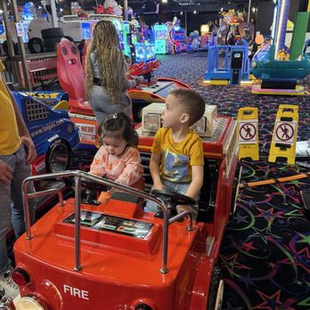 FUNTIME JUNCTION - Updated December 2025 - 89 Photos & 96 Reviews - 400 ...