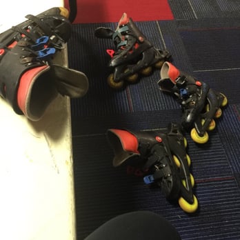 SKATERS EDGE ROLLER RINK - Updated December 2025 - 55 Photos & 14 ...