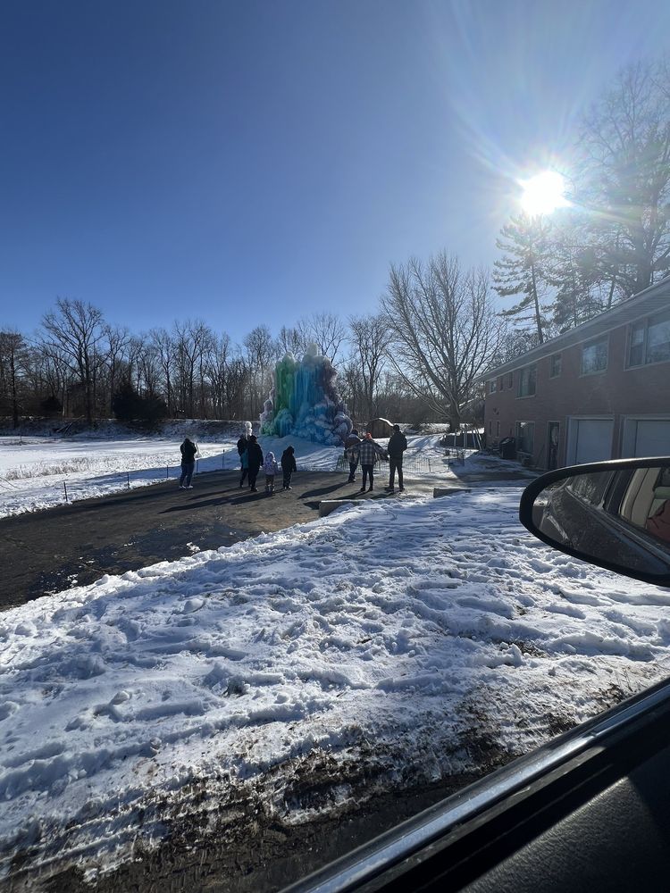 VEAL’S ICE TREE - Updated December 2025 - 36 Photos - 6445 Mimosa Ln ...