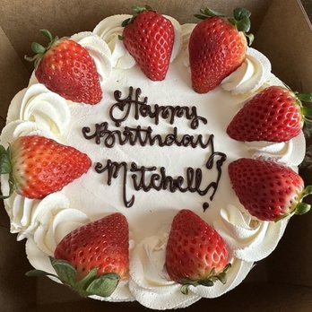 FREEPORT BAKERY - Updated June 2024 - 1231 Photos & 1424 Reviews - 2966 ...