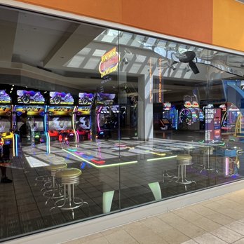 DAVE & BUSTER’S PLAZA LAS AMERICAS - Updated December 2025 - 50 Photos ...