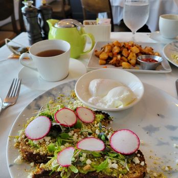 BIS ON MAIN - Updated July 2025 - 414 Photos & 575 Reviews - 10213 Main ...