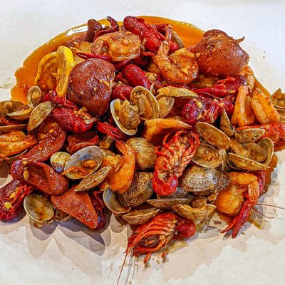 CAPT LOUI - Updated April 2025 - 101 Photos & 67 Reviews - 4070 State ...