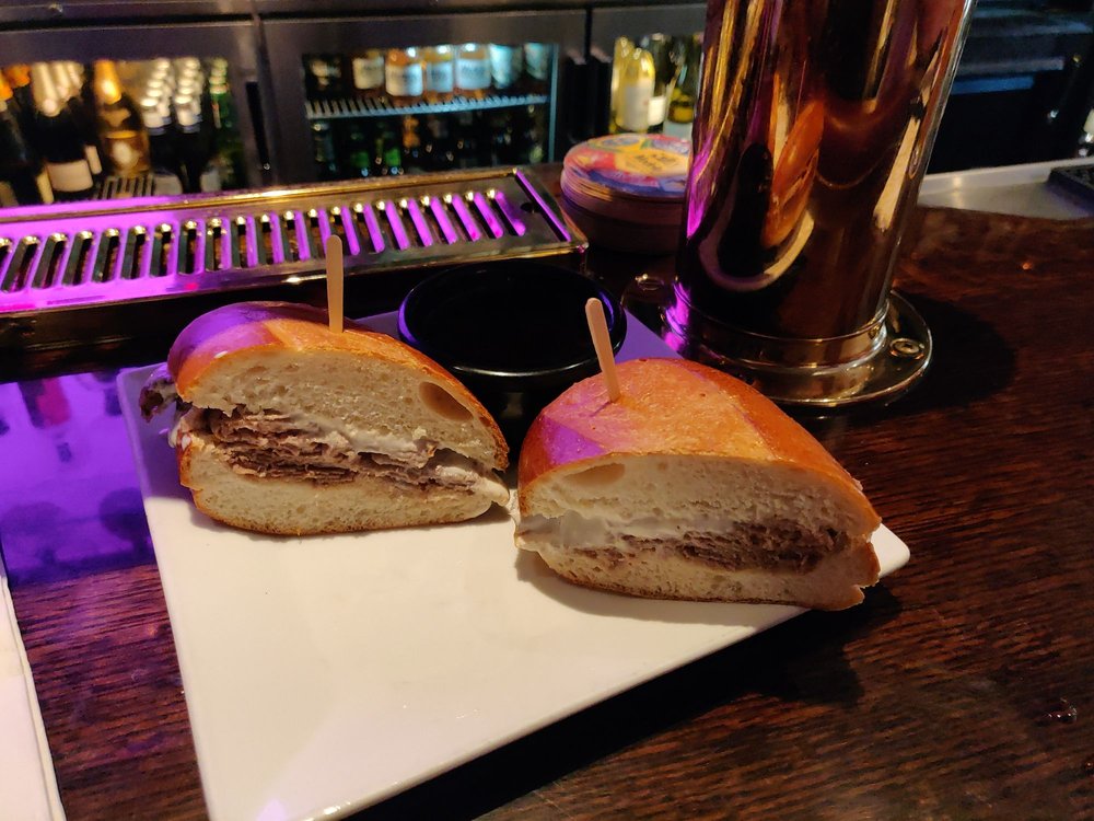 THE RELLIK TAVERN - 262 Photos & 368 Reviews - Lounges - 726 1st St ...