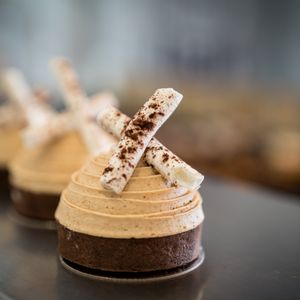 MOULIN - Updated June 2025 - 3383 Photos & 1614 Reviews - 1000 Bristol ...