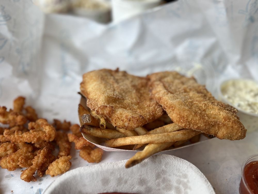 SPUD FISH & CHIPS - Updated July 2024 - 453 Photos & 557 Reviews - 2666 ...