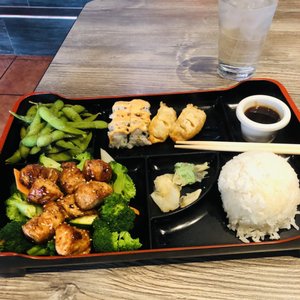 SUMO SUSHI AND SEAFOOD - 149 Photos & 200 Reviews - Sushi Bars - 418 S ...