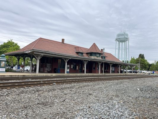 AMTRAK/ VRE- MANASSAS STATION - Updated October 2025 - 49 Photos - 9451 ...