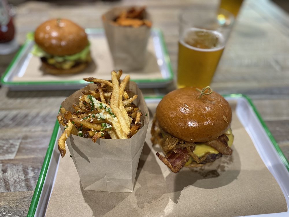 BUFFBURGER - Updated October 2025 - 555 Photos & 667 Reviews - 1014 ...