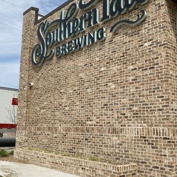 SOUTHERN TAIL BREWING - Updated July 2025 - 97 Photos & 52 Reviews ...