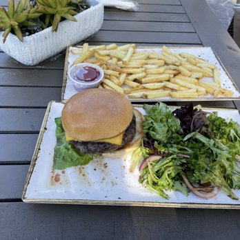 SAND BAR - Updated December 2025 - 44 Photos - 97450 Overseas Hwy, Key ...