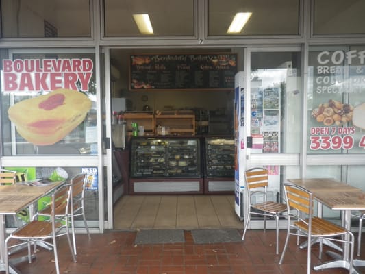 BOULEVARD BAKERY - Updated July 2025 - 629 Wynnum Rd, Morningside ...