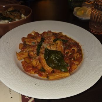 ALESSA - Updated June 2025 - 164 Photos & 48 Reviews - 237 W 35th St ...