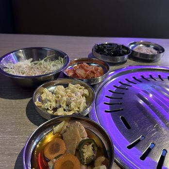 YAKINIQ - Updated April 2025 - 1317 Photos & 1744 Reviews - 1640 Post ...