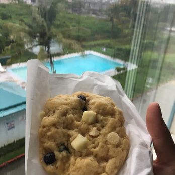 GUAM BAKERY - Updated December 2025 - 33 Photos & 13 Reviews - 140 ...