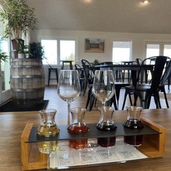 RAMULOSE RIDGE VINEYARDS with 50 real customer photos - Updated August ...