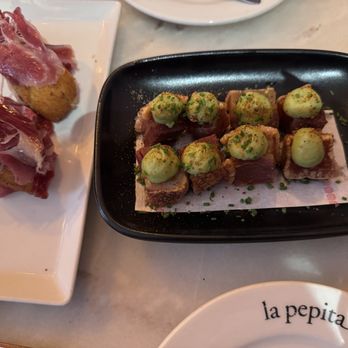 LA PEPITA - Updated September 2024 - 1214 Photos & 604 Reviews - Carrer ...