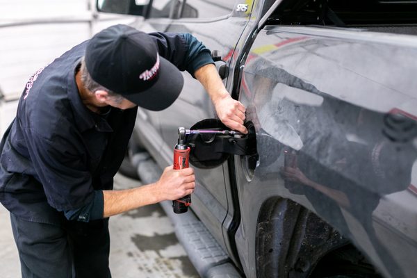 THOMPSON AUTO BODY - Updated December 2025 - 43 Photos & 34 Reviews ...