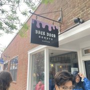 BACK DOOR DONUTS - 417 Photos & 473 Reviews - 1-11 Kennebec Ave, Oak ...