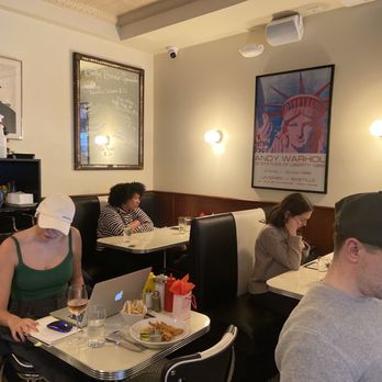 REVELIE LUNCHEONETTE - Updated January 2025 - 59 Photos & 39 Reviews ...