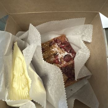 CHOCNYC - Updated July 2024 - 306 Photos & 234 Reviews - 4996 Broadway ...