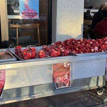 FARMER’S MARKET OF MONROVIA - Updated August 2025 - 586 Photos & 218 ...