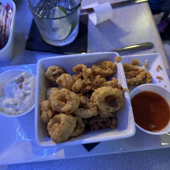 FISHBONES RAW BAR AND RESTAURANT - Updated July 2025 - 165 Photos & 298 ...