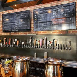 TAPPED PUBLIC HOUSE - Updated March 2026 - 248 Photos & 235 Reviews ...