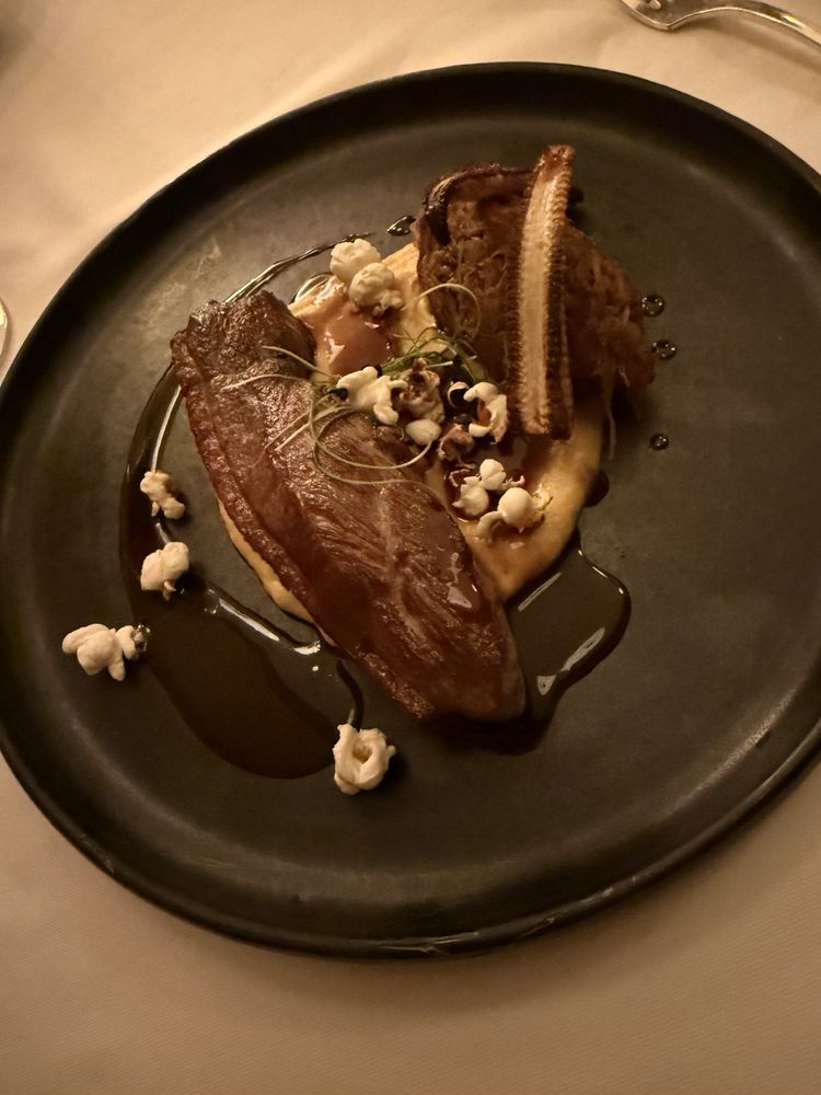 BISTRO VOLNAY - Updated December 2025 - 32 Photos & 34 Reviews - 8 Rue ...