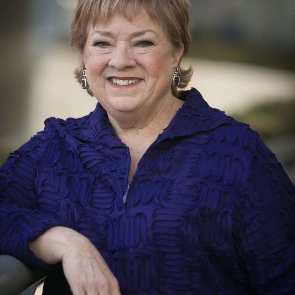 Robin Sallee's Instagram, Twitter & Facebook on IDCrawl