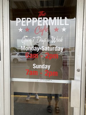 PEPPERMILL CAFE - Updated May 2025 - 62 Photos & 89 Reviews - 4511 Lake ...