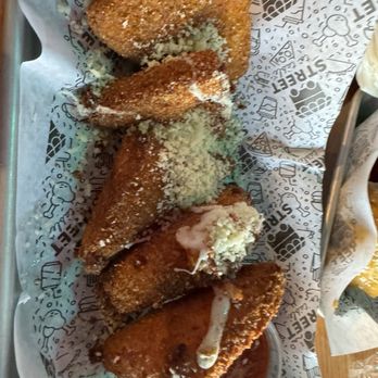 STREET TO TABLE - Updated April 2025 - 602 Photos & 388 Reviews - 2205 ...