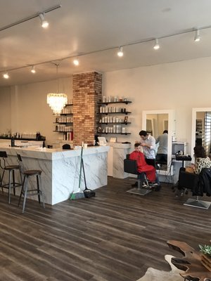 THE PROCESSING BAR SALON - Updated December 2025 - 16 Reviews - 726 N ...