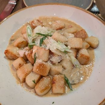 SARPA RESTAURANT - Updated December 2025 - 207 Photos & 128 Reviews ...