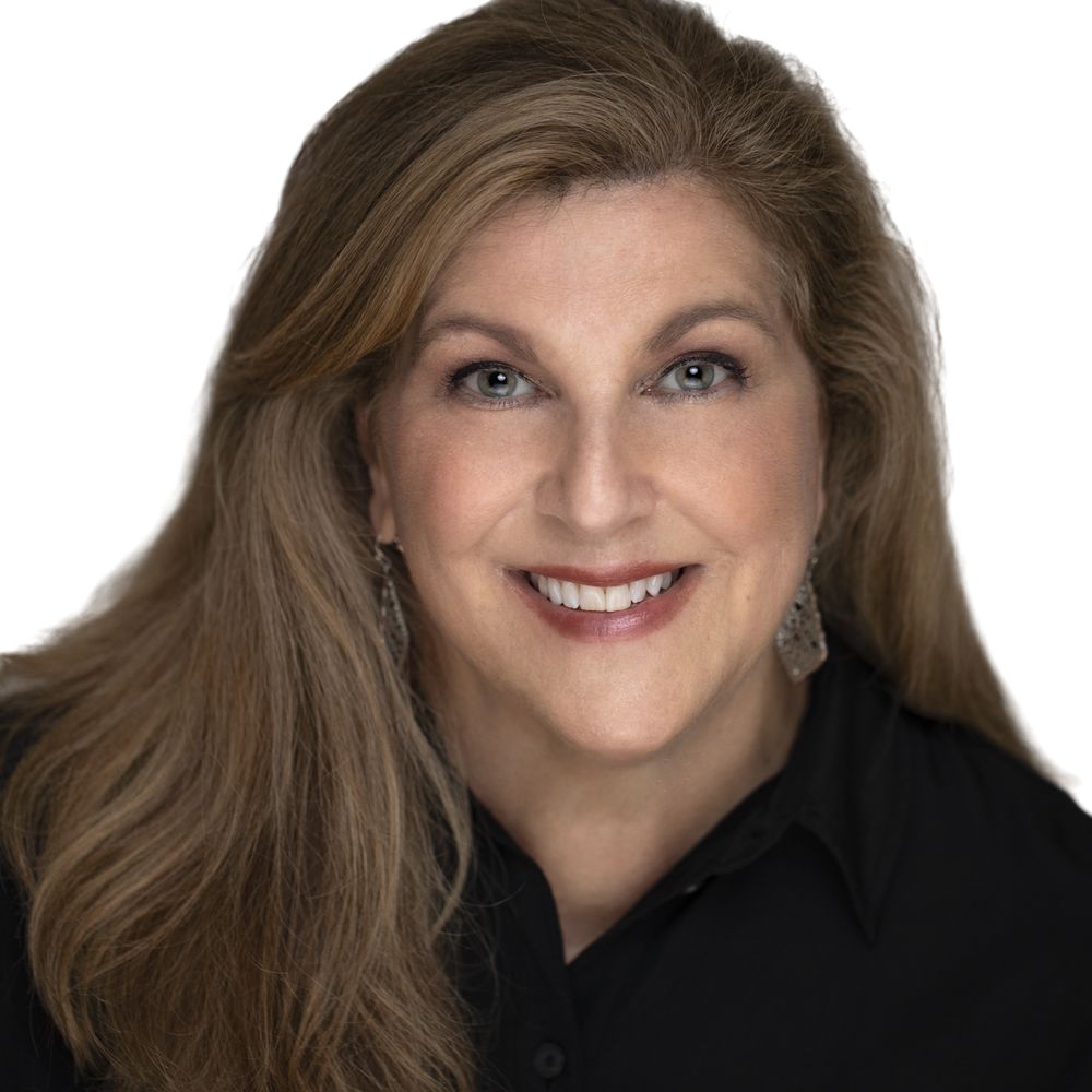 Julie Provenzano's Instagram, Twitter & Facebook on IDCrawl