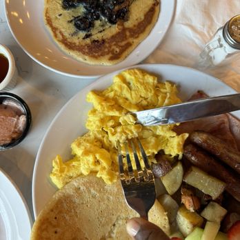 COUNTRY MKT DINER - Updated December 2024 - 34 Photos & 31 Reviews ...