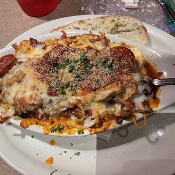 SALVATORIS AUTHENTIC ITALIAN EATERY - FORT WAYNE - Updated December ...
